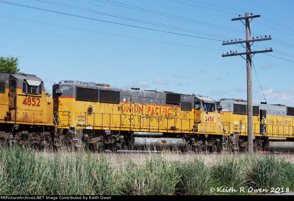 3rd Unit on an Eastbound Manifest